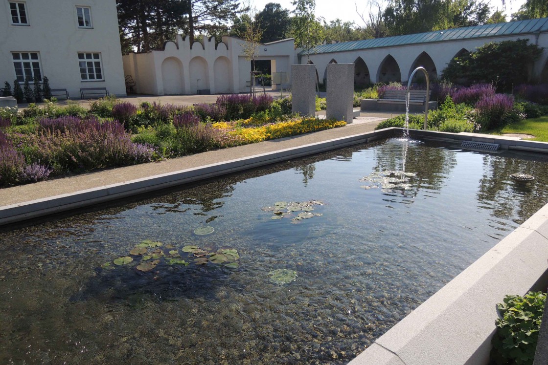 Krematorium Wien, Urnenhain | Landschaftsarchitektur Schmidt Rennhofer Krematorium Wien, Urnenhain | Landschaftsarchitektur Schmidt Rennhofer